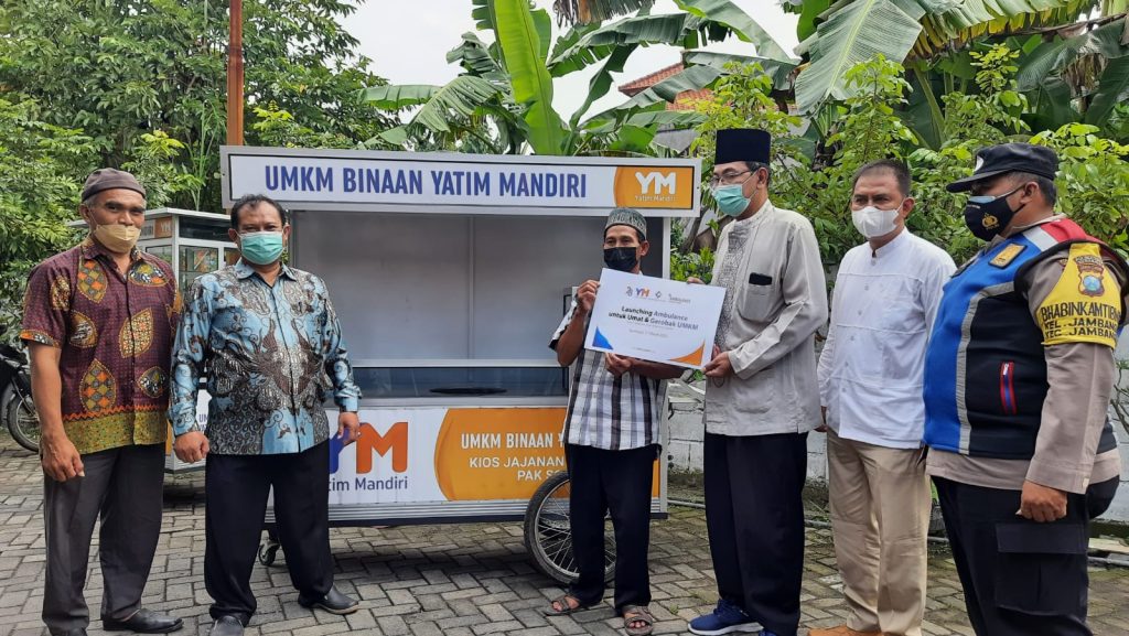Milad ke-28 Launchingkan Ambulance untuk Umat dan Gerobak UMKM