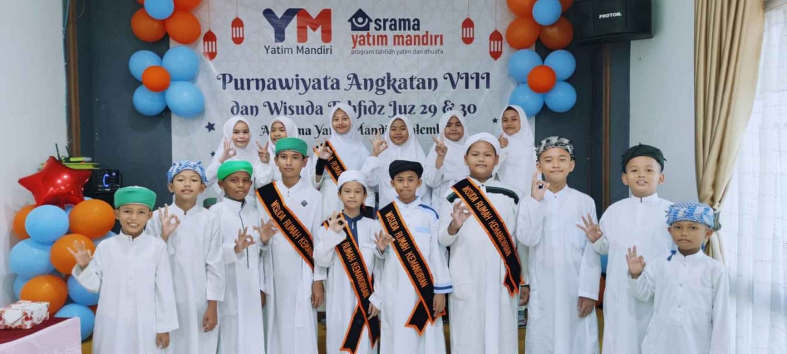 Wisuda Tahfidz dan Santri Asrama Yatim Mandiri Palembang - Yatim Mandiri News