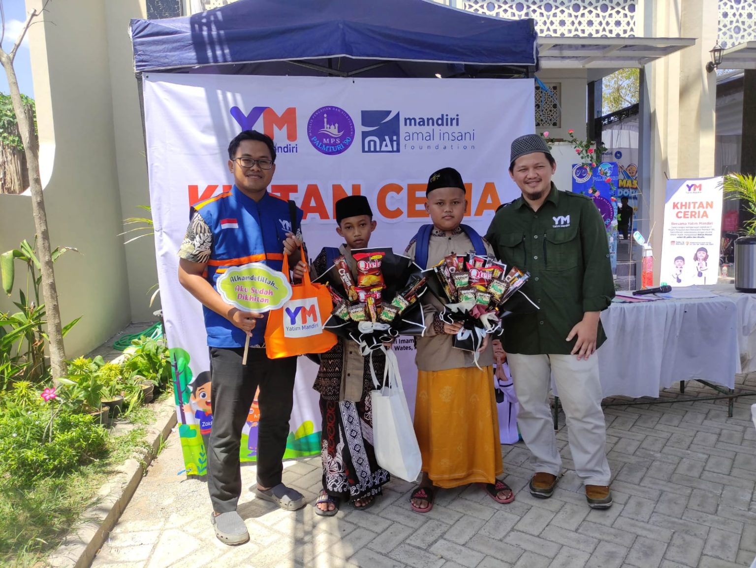 Gelar Khitan Ceria untuk Bahagiakan Yatim dan Dhuafa Kediri - Yatim Mandiri News