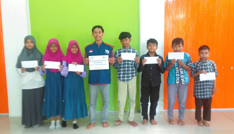 Penyaluran Bantuan Pendidikan untuk Pelajar Yatim Dhuafa Yogyakarta ...