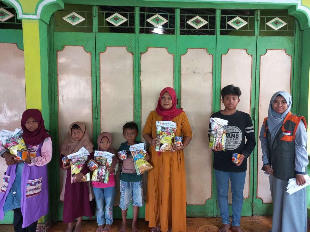 Puluhan Warga Sukoharjo Terima Paket Gizi dan Cek Kesehatan